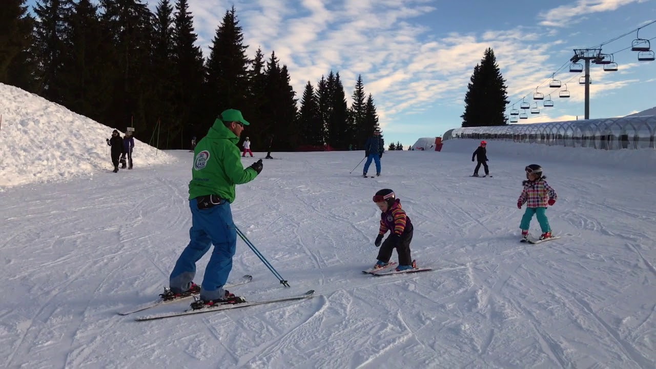 Young Children's Beginner Ski Lessons Morzine