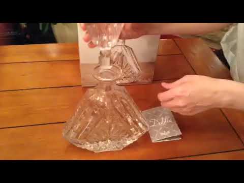 Godinger Silver Art Dublin Triangular Crystal Decanter