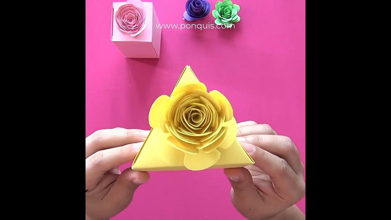 Probando Moldes de Cajas raras para dulces descarga gratuita en pdf fácil de hacer en Cartulina