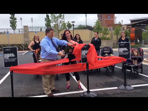 Clarksburg Premium Outlets Unveils Seven New Parking Spaces for Expectant Moms