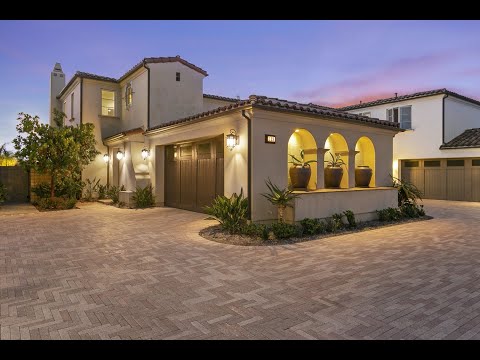 Carlos Hernandez | CalRE# 01430223 | San Clemente, CA