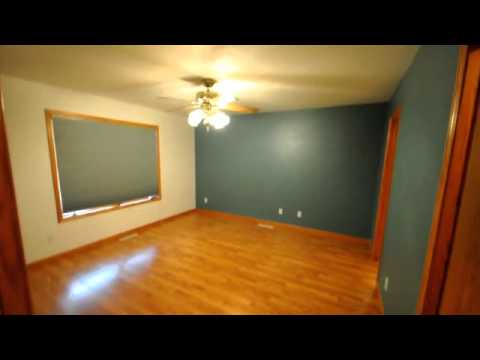 505 Ashford Dr NE