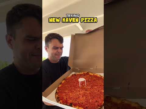 I tried New Haven style pizza for the first time