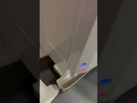 Mitsubishi JT Slim Hand Dryer @ M&S Braehead 🚼