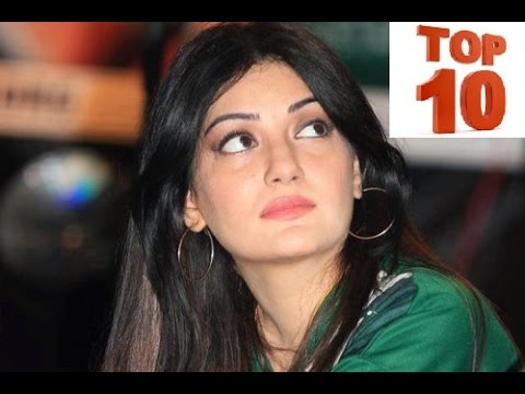 10 Best Pakistani Female News Anchors