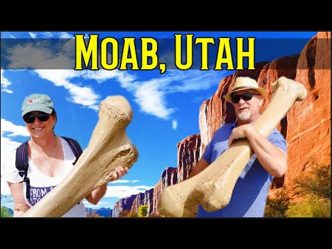 Moab Utah | Dinosaur Tracks | Petroglyphs - S2:E4