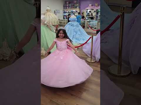 contact 956-686-0001 || Berenice fashion || blushing boutique Rsl.