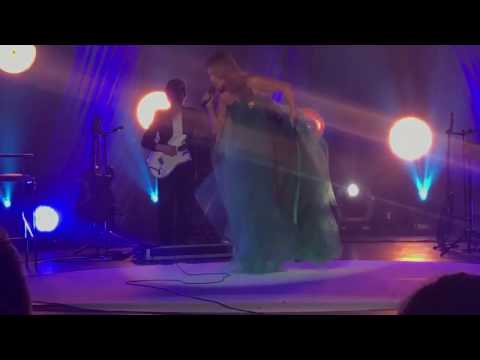 Edyta Górniak - On the run (Gala kobiety kobietom)