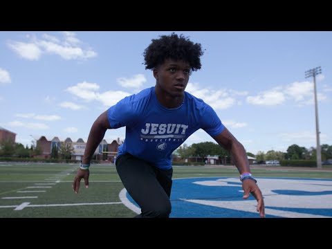 Player Tips: Troy Bowles Talks About the Stance for a Pass Rusher ...