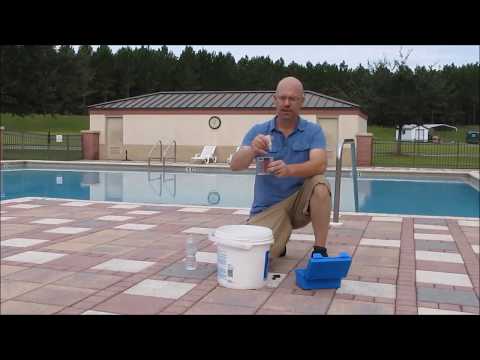 How to do a Swimming Pool Water Test