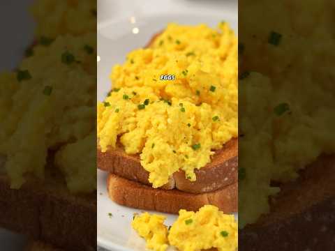 Creamy Scrambled Eggs Recipe