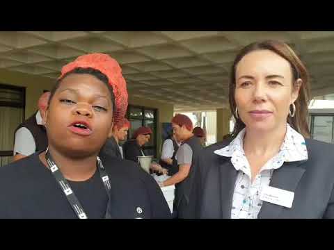 Mediclinic staff pack 13 000 meals for hungry families | George Herald
