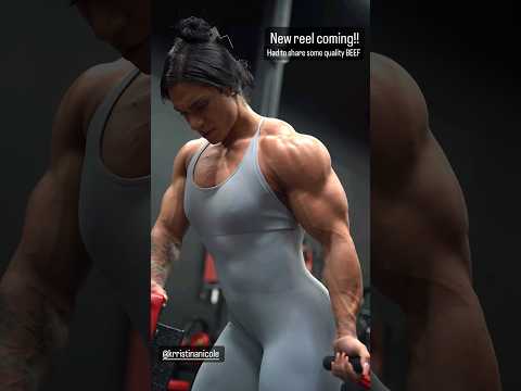 FBB Kristina Nicole Mendoza shredded biceps workout