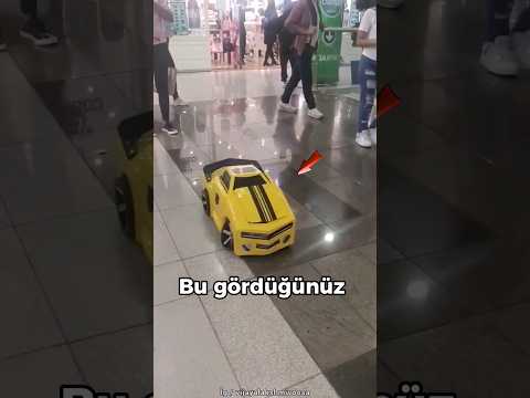 Araba şeklindeki çocuk