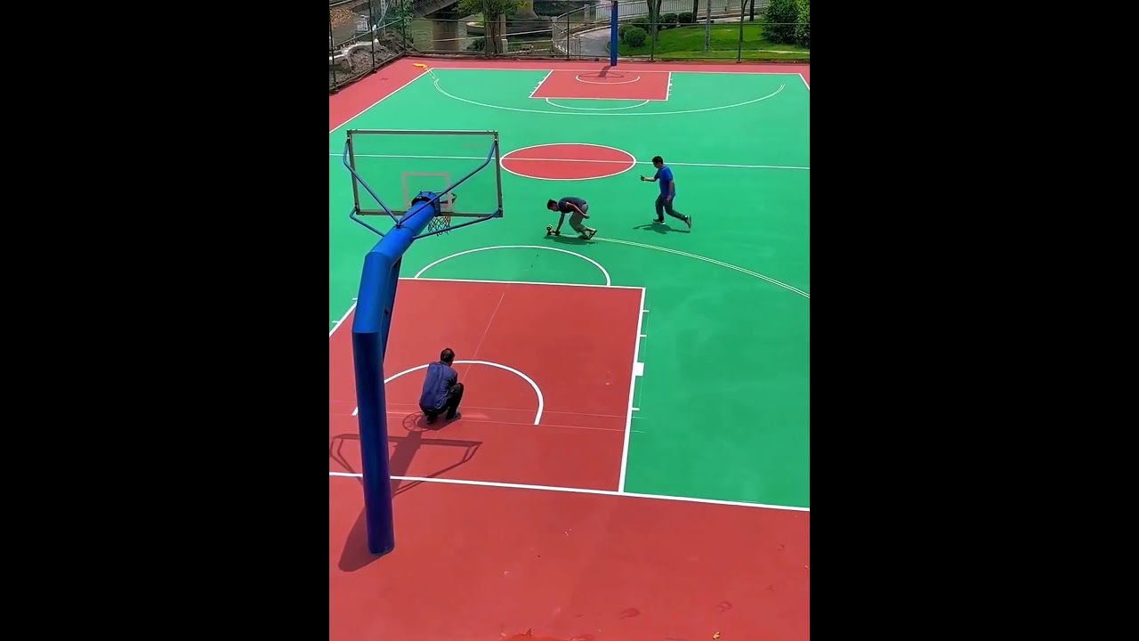 Basketball plastic floor construction