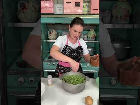 Southern Style Green Beans & Potatoes