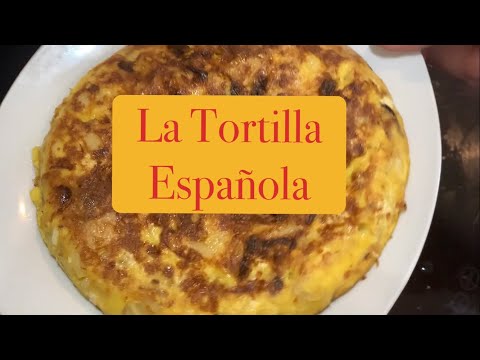 La Tortilla Española : The Spanish Omlette / Lodge Carbon Steel Skillet.