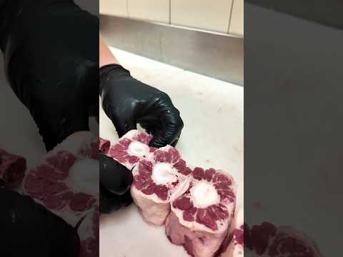 Beef Oxtail 🥩 No need for a saw if you cut at the joints! #steak