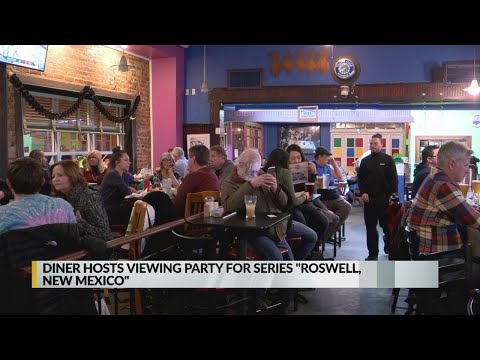 Diner hosts 'Roswell, New Mexico' premiere watch party