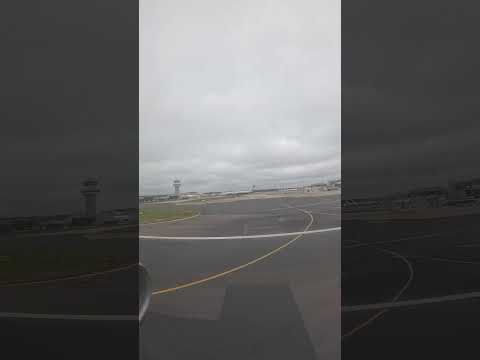 Cloudy Landing into London Gatwick Airport