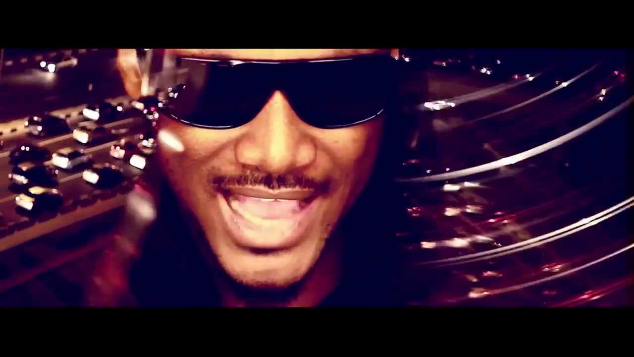 Vector - Get Down ft. 2Face [Official Video]