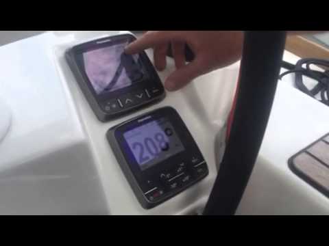 Head to wind function on raymarine