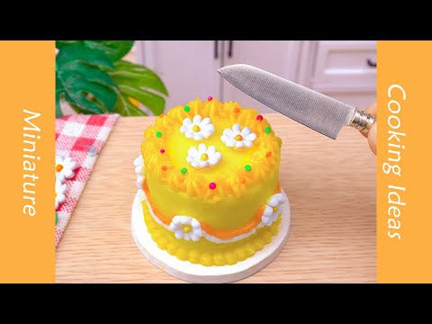 So Cute Miniature Flower Cake Decorating Idea #YumupMiniature