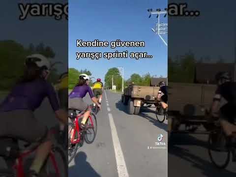 Bisiklet yarışlarının en heyecanlı anı! 😬 #bisiklet #yarış #peloton #giroditalia #tourdefrance