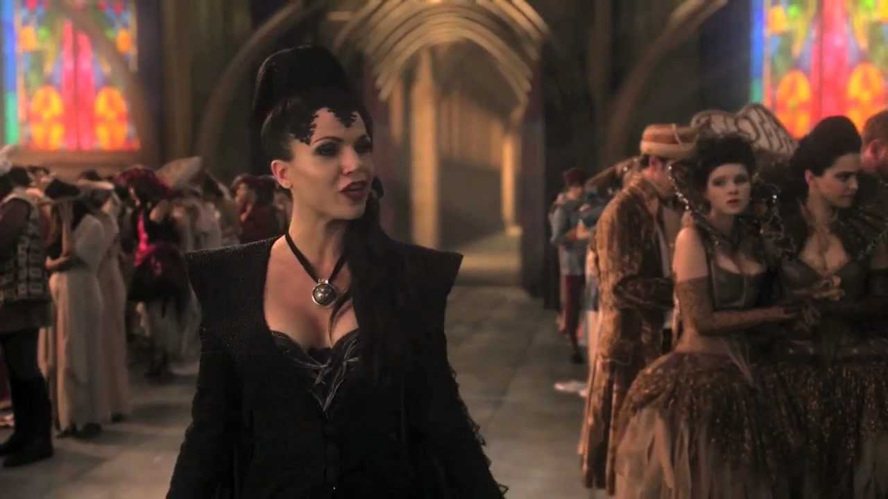 OUAT1.01 Regina - Sorry I'm Late