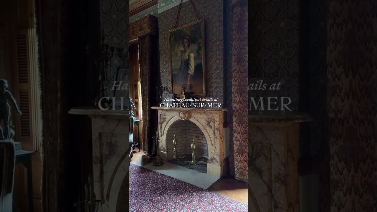 Hauntingly beautiful details at Chateau-sur-Mer ✨️⁠👻⁠