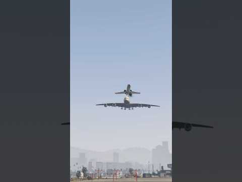 Pilot Skillfully Land the Plane in Emergency