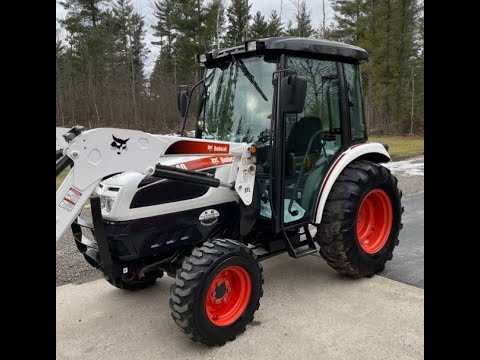 Bobcat CT440 Clearing Snow First Run