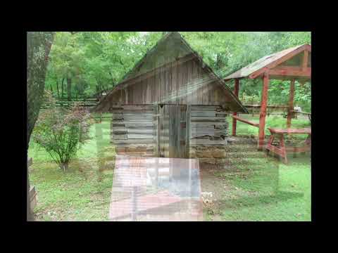 A Stroll Around the 'Diligwa' The 1710 Cherokee Village, Adams Corner Rural Village, August 30, 2019