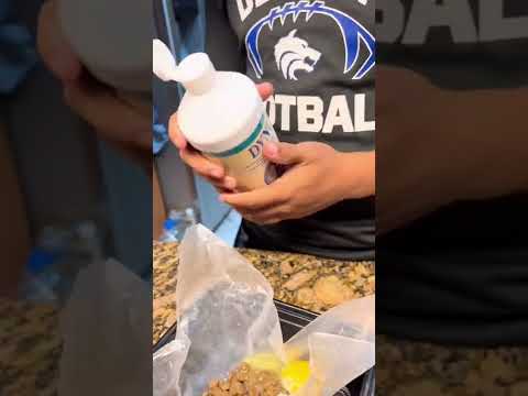 HOW to FEED YOUR DOG for MUSCLE GROWTH!! ** Healthier than kibble only**