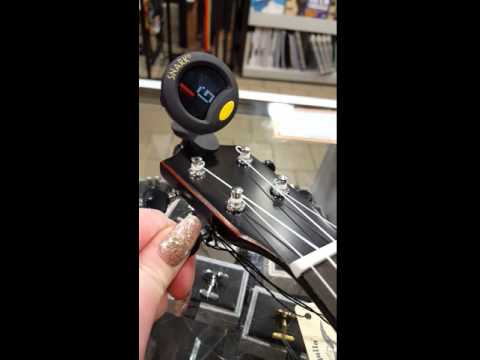 Snark Demo on a Ukulele