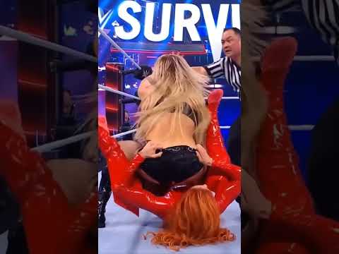Becky Lynch pins Charlotte Flnir
