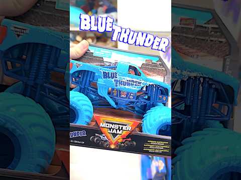 SCORE! Finally found Series 22 Monster Jam 1:24 Scale! #shorts