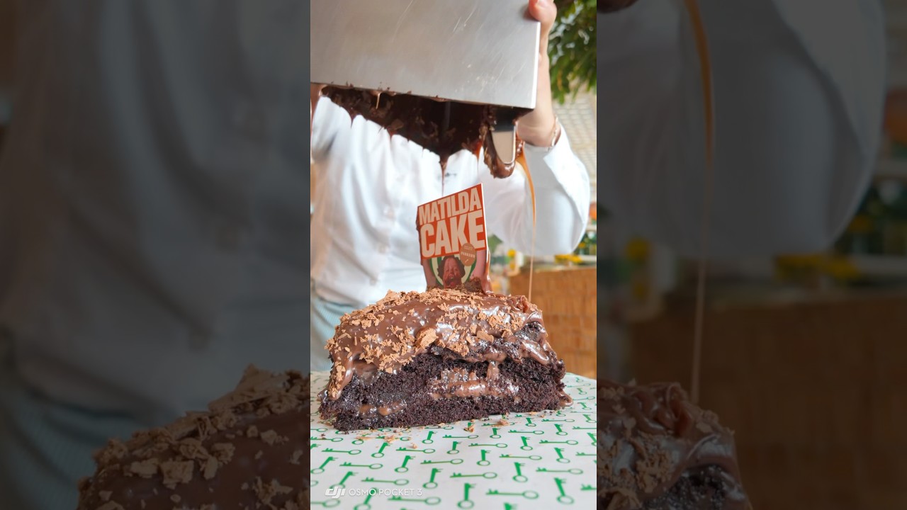 Trying the Viral Matilda Cake