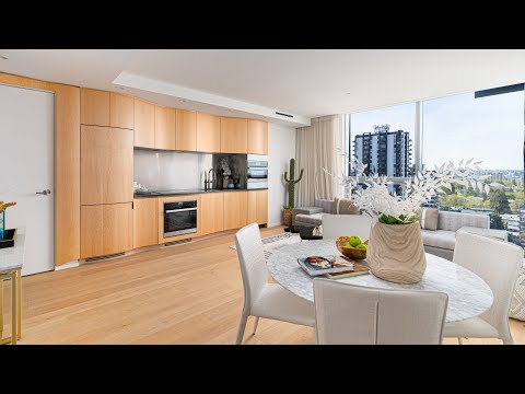 1605-1568 Alberni St, Vancouver | Staged by The One Staging