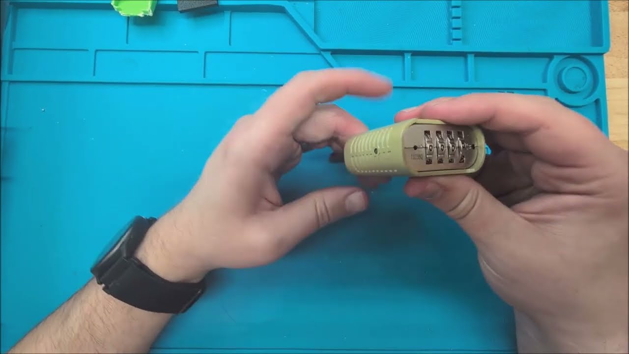 2 Min (or less) to Decode a Master Lock 875 Combo Padlock Without Tools