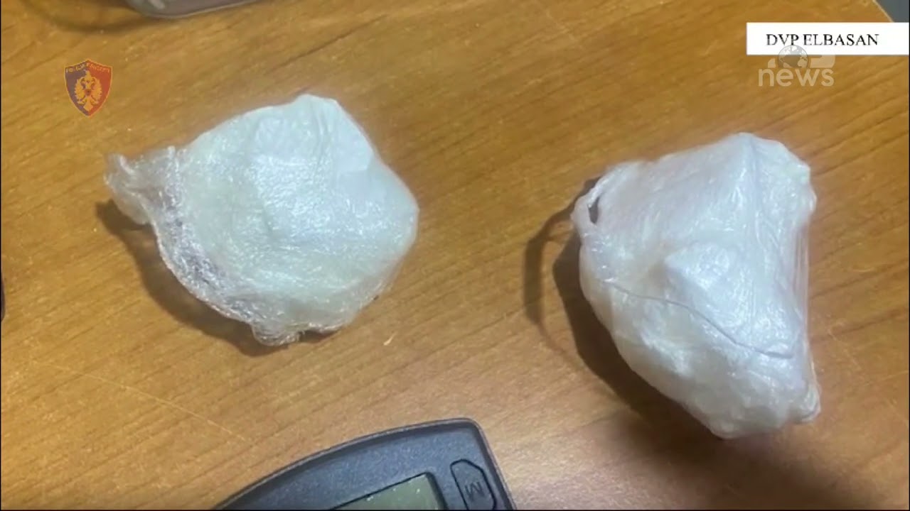 Top News/ ‘Tempulli’ aksion në Elbasan, kapen qindra doza kokaine - Top ... Top News/ ‘Tempulli’ aksion në Elbasan, kapen qindra doza kokaine - Top ...
