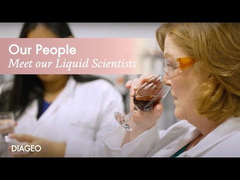 Meet the liquid scientists behind the Captain Morgan Spiced Gold 0.0% | Diageo Careers