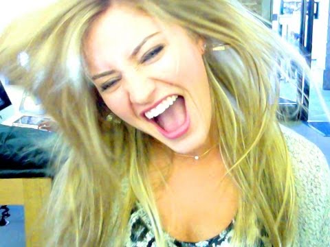 LONDON APPLE STORE DANCE!!!! BIGGEST APPLE STORE IN THE WORLD! | iJustine