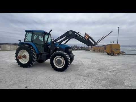 NEW HOLLAND TM150 For Sale