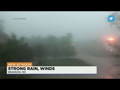 Strong winds, heavy rain pummel through Branson, Mo.