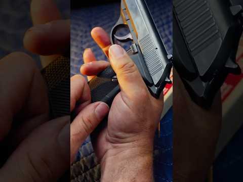 9x18 Ultra Police