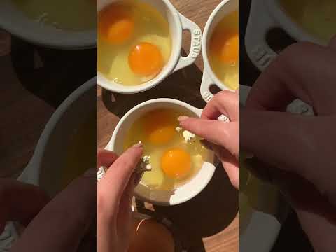 I love these baked eggs 🍳