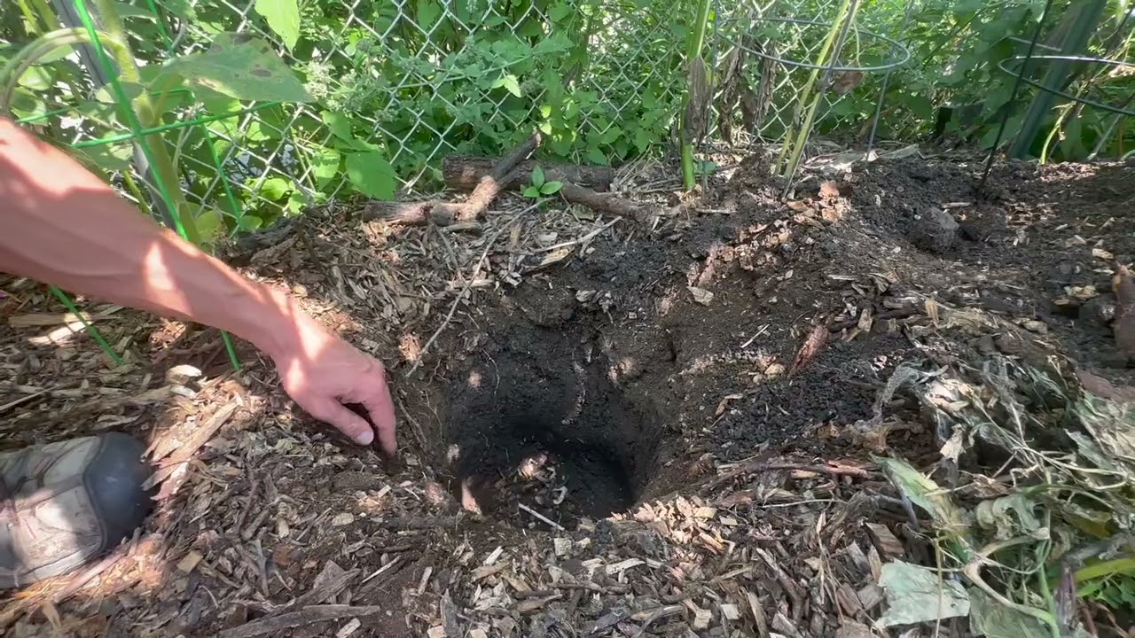 New low-tech low-cost urban compost method?