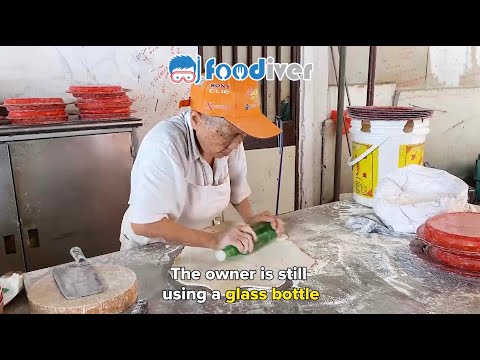 Authentic hand torned pan mee @ Chow Kit