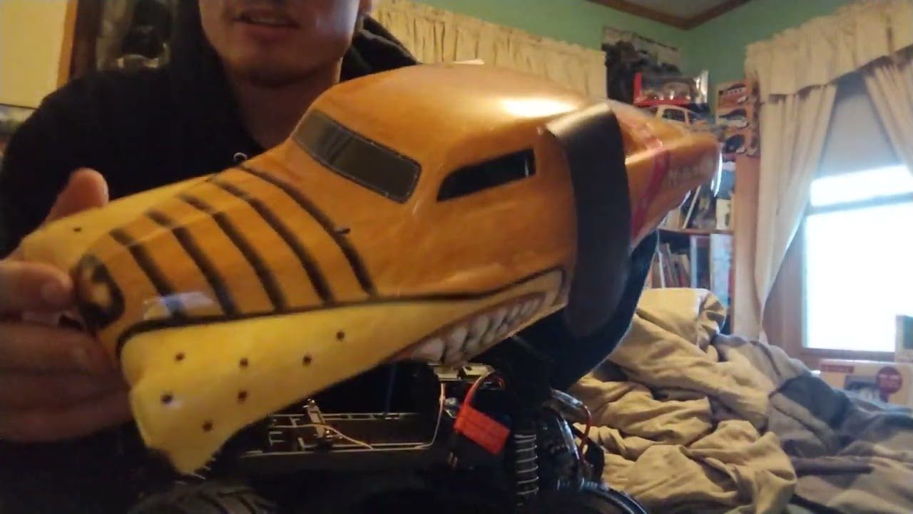 Traxxas monster jam monster mutt review
